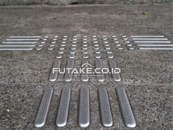 Tactile Guiding Block Jalur Pemandu Disabilitas - FUTAKEDRAIN