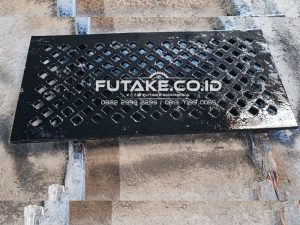 Gutter Grill Besi Tutup Saluran Air Bahan Kokoh Berkualitas ...